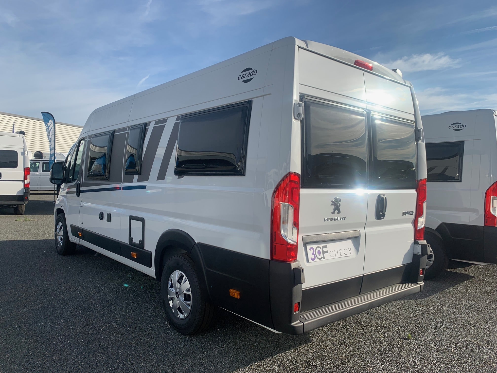 CARADO CVE 640 - 3CF - Camping Car Centre France